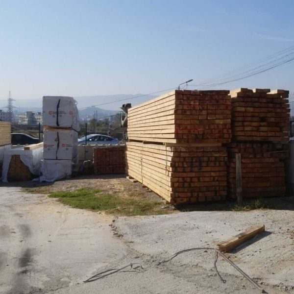 ხის მასალა - ნედლი და მშრალი ხის მასალა